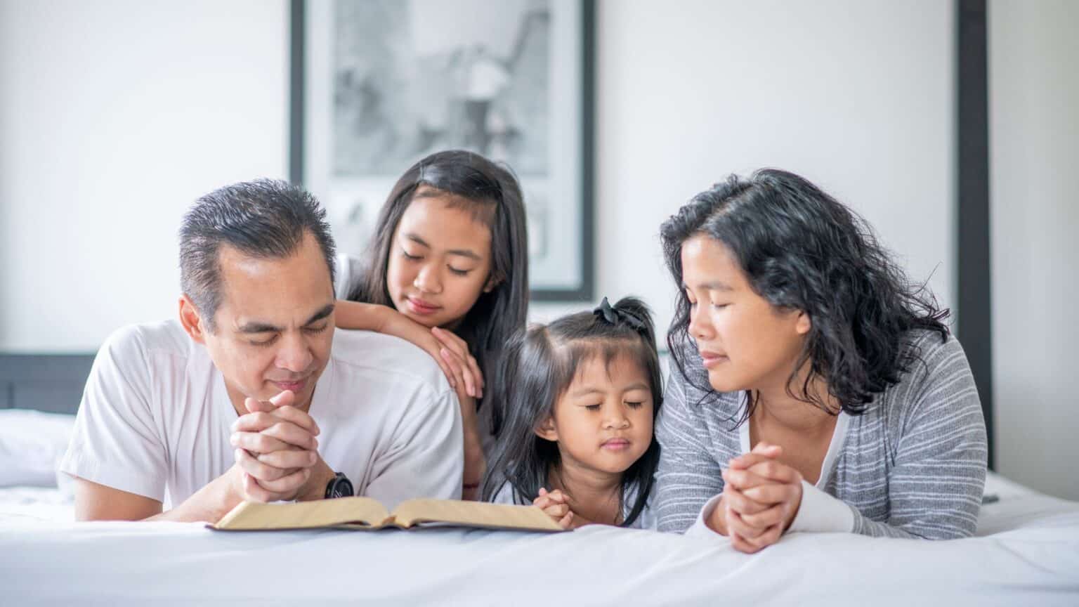 21 Uplifting Bible Proverbs for Children and Parents